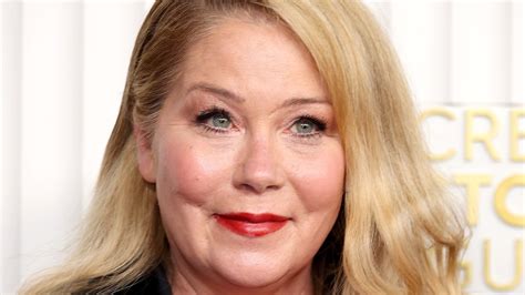 Christina Applegate Talks 1st Signs Of Ms While Filming ‘dead To Me Abc News