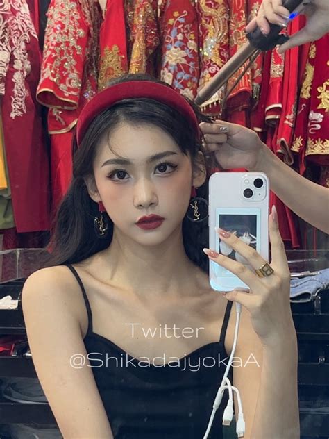 拍魔怔了要 高中生的幽灵 Shikadajyokaa