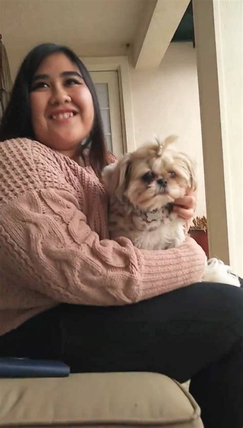 Heres My Slightly Skinnier But Still Chubby Self 🍗 Scrolller