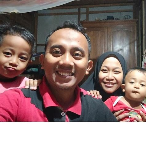 Keluarga Hariyanto Youtube