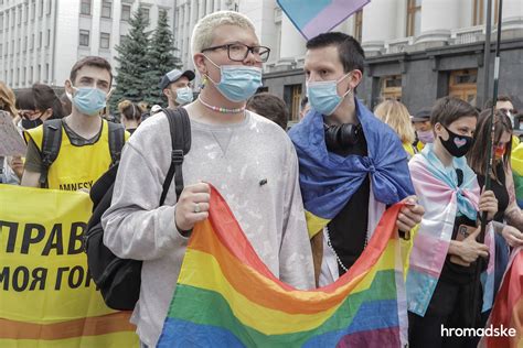 Мы знаем где ты живешь Почему дела о нападениях на ЛГБТ не доходят