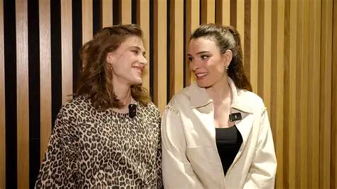 Marta Belmonte Y Alba Brunet Reflexionan Sobre Los Papeles Femeninos En