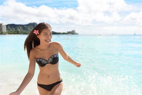 Hawaii Beaches Swim Girls Most Beautiful Beach In Kauai Hawaii