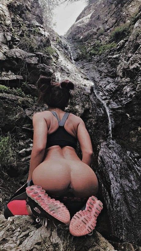 Culito En La Cascada Pic