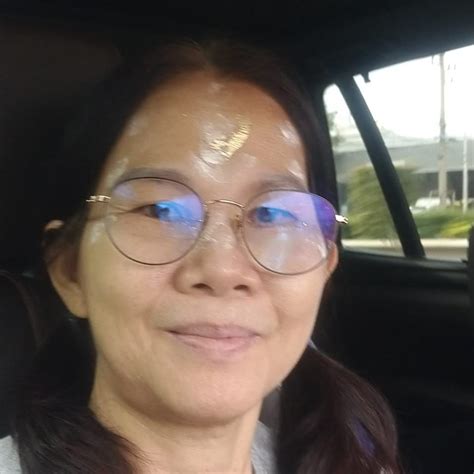 ทาสแมวกับน้องแมวในวัยเดือนนิดน่ารักมาก เปิดค่าการมองเห็น ยายลัย แสนทวีสุข