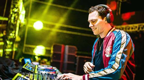 Tiesto En Lima Dj Regresa A Perú Y Se Presentará En El Estadio San