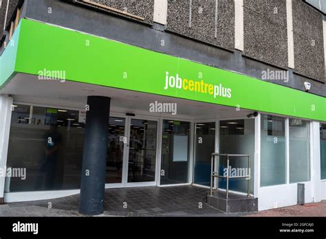 Jobcentre Plus Dwp Issues New Guidelines For Universal Credit
