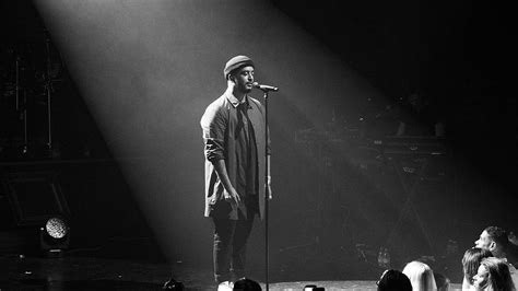 Slimane Pourquoi Porte T Il Un Bonnet Actu Slimane Nrj Fr