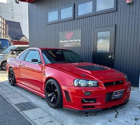 Active Red Nissan Skyline R34 9gag