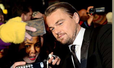 Leonardo Dicaprio Doing Things Leonardo Dicaprio Harassing And Threatening Fans