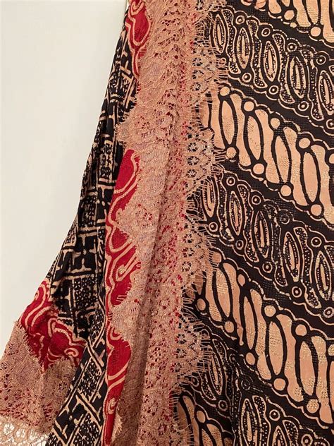 Sofia Iman Beautiful Kebaya Batik Pareo Womens Fashion Dresses And Sets Traditional And Ethnic