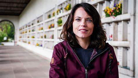 Mona Mittendrin Mann Stirbt In Sendung Von Mona Vetsch Blick