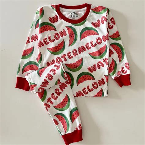 خرید ست راحتی طرح هندوانه یلدا توتوکید