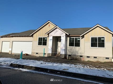 2109 10th Avenue Ct Se Puyallup Wa 98372 Redfin