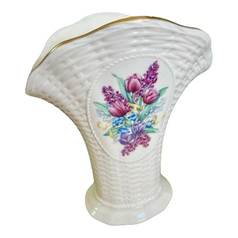 Late 20th Century Lenox Basket Weave Porcelain Vase With Tulip Floral