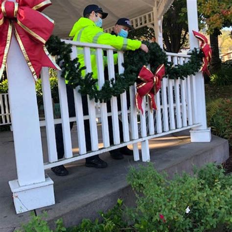 Holiday Decorations Corte Madera Beautification Committee
