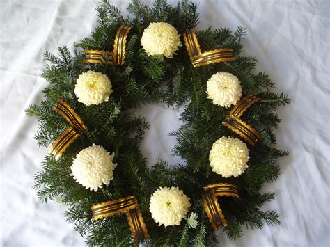 Floraria Picasso Coroane Si Jerbe