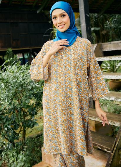 Kurung Eva Hanya Raya