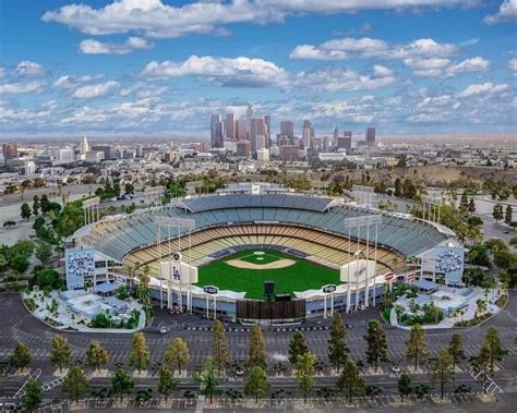 Pin On Ballparks Los Angeles Los Angeles Dodgers Stadium Dodger
