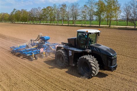 Litewski Ciągnik Auga M1 Na Metan I Elektryczny E1 Już Wkrótce Na Rynku