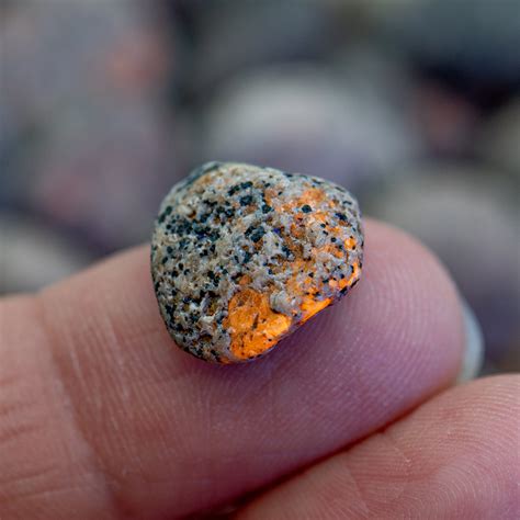 Fun Sized Syenite Uv Glow Rock