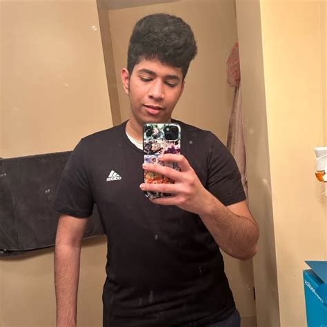 Niru Niru Likhite • Threads Say More