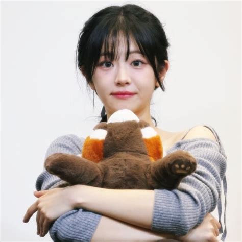 Qwer 쵸단 쵸단 고화질 직찍 홍지혜 이런 모습 처음이야케이팝스토어 팬사인회 네이버 블로그