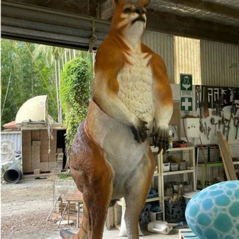 Procoptodon Goliah 2 8m Sculpture And Statue