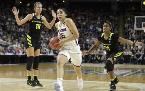 Uconns Gabby Williams Embraces X Factor Role