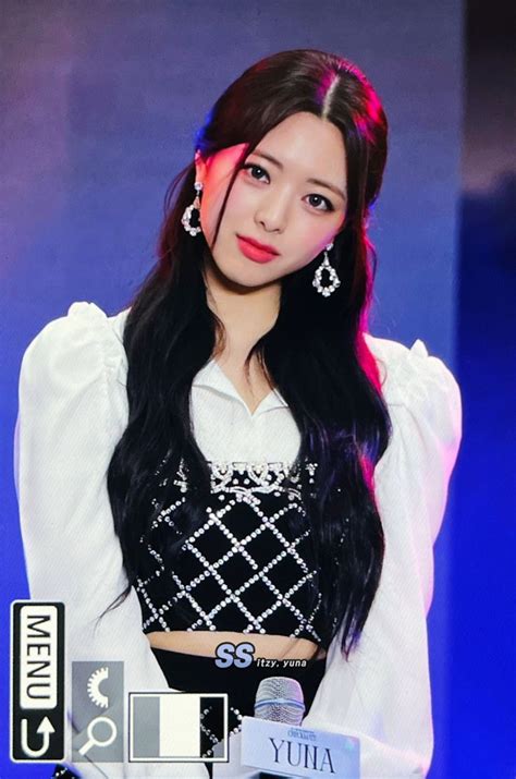 Yuna Fan Shin Yuna Itzy ᴀɴᴅ