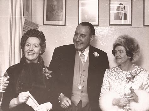 Ornaverum Robin Waddell Wedding Album