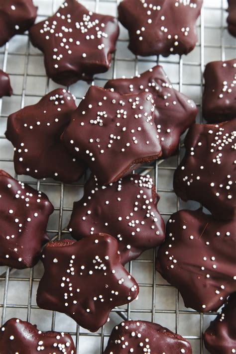 Copycat Trader Joes Mini Dark Chocolate Mint Stars Recipe Bake At 350°