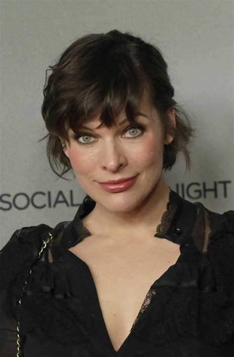 Milla Selfie R Millajovovich Fandom