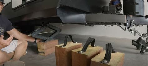 How To Use Rv Leveling Blocks Properly A Scissor Jack Hack Simplify