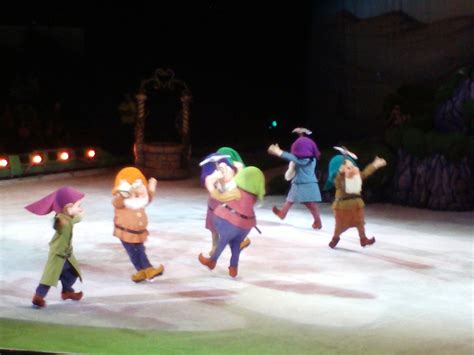 Blog A Bing Blog A Boom The Absolute Coolness Of Disney On Ice