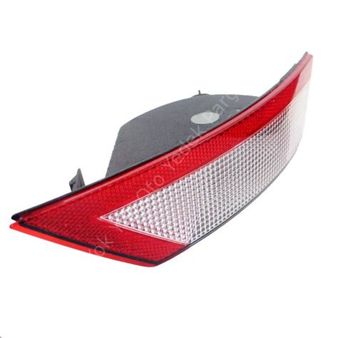 Focus Arka Sis Lamba Hatcback Sağ 2008 2011