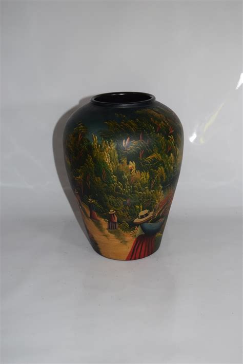 Large Peruvian Folk Art Pottery Vase Colorful Harvesting Women Indigenous People Traditional