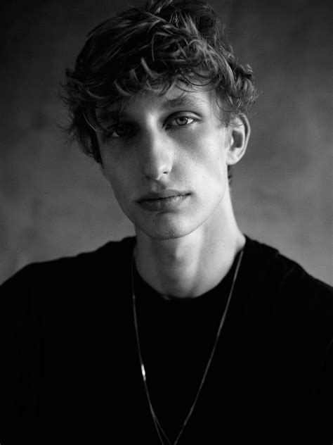 Declan Agencia Model Management