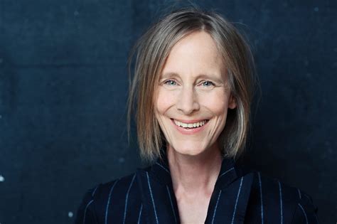 Viola Neumann Agentur Kerstin Neuhaus