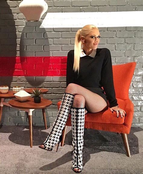 Gwen Stefani Sexy As Hell Gwen Pinterest Gwen Stefani Gwen