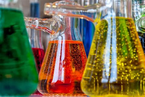 14 Ejemplos De Soluciones Químicas Lo Forma Un Solvente Y Un Soluto