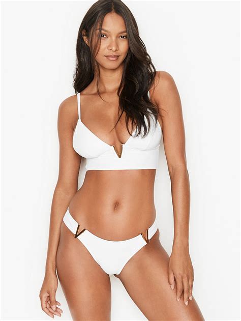 Die schönsten Bikinis für jede Figur
