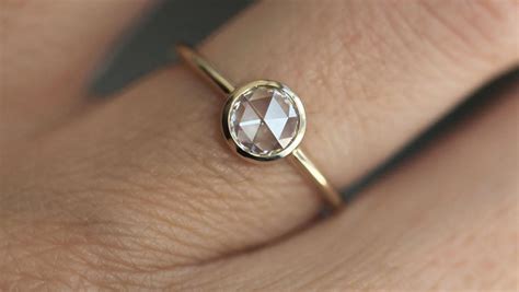 How Much Are Tiny Diamonds Worth A Complete Valuable Guide 2023 Rrp Diamonds