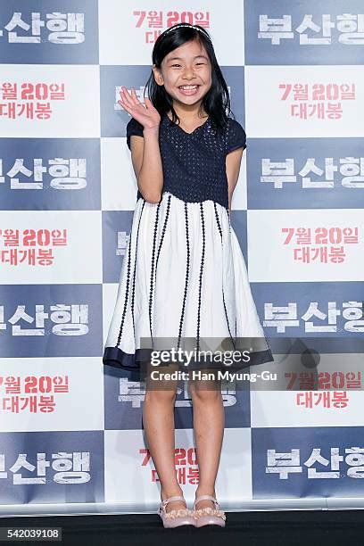 Kim Han Su Photos And Premium High Res Pictures Getty Images