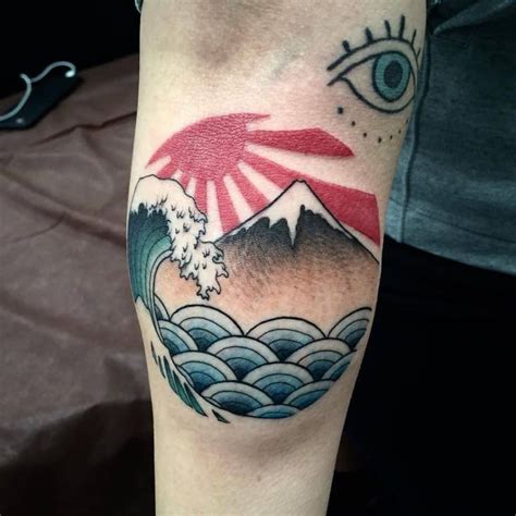 72 Best Sun Tattoo Design Ideas And Meaning 2024 Updated Rising Sun
