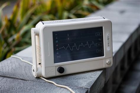 Premium Photo A White Device With A Screen That Says Quot Applique Quot On It