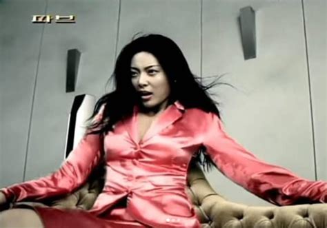 “한땐 톱모델 지금은 식당 서빙” 조폭마누라 ‘이 배우 깜짝 근황