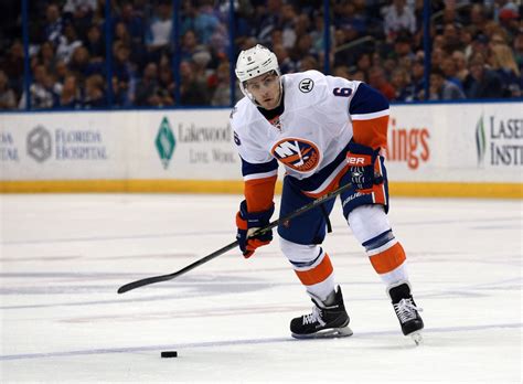 New York Islanders Sign Ryan Pulock
