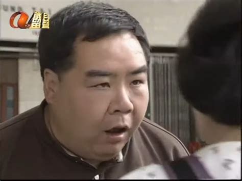 72歲鄭則仕未天光已到片場練習臉無疲態！ 近90歲影后曾被爆凌晨4點獨自等巴士開工 星島日報