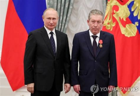 우크라이나 전쟁 비판 러 석유기업 회장 병원에서 추락사 파이낸셜뉴스